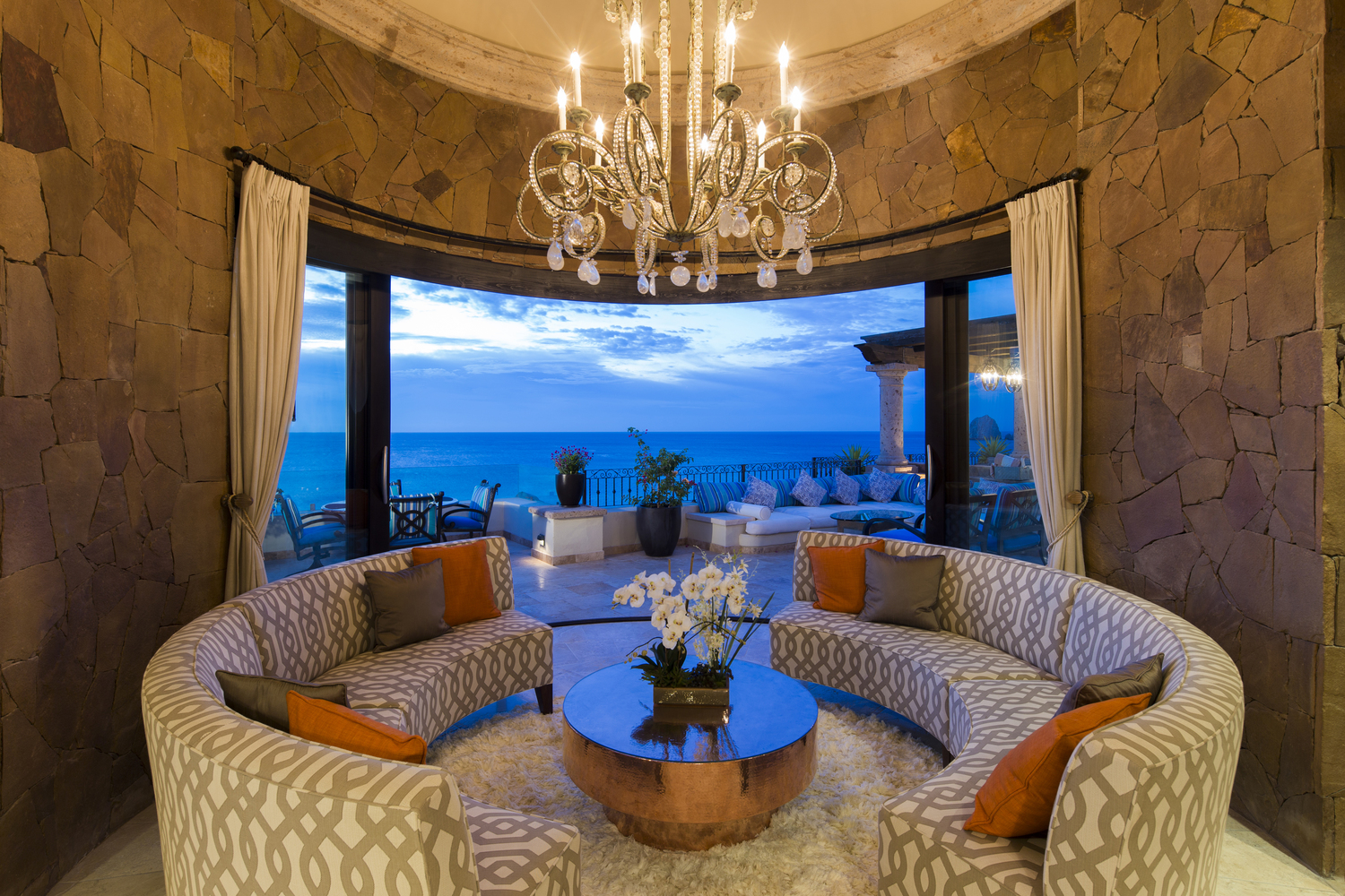 VLE 3603: Top Floor Penthouse, 4 Bdrm, Sleeps 10