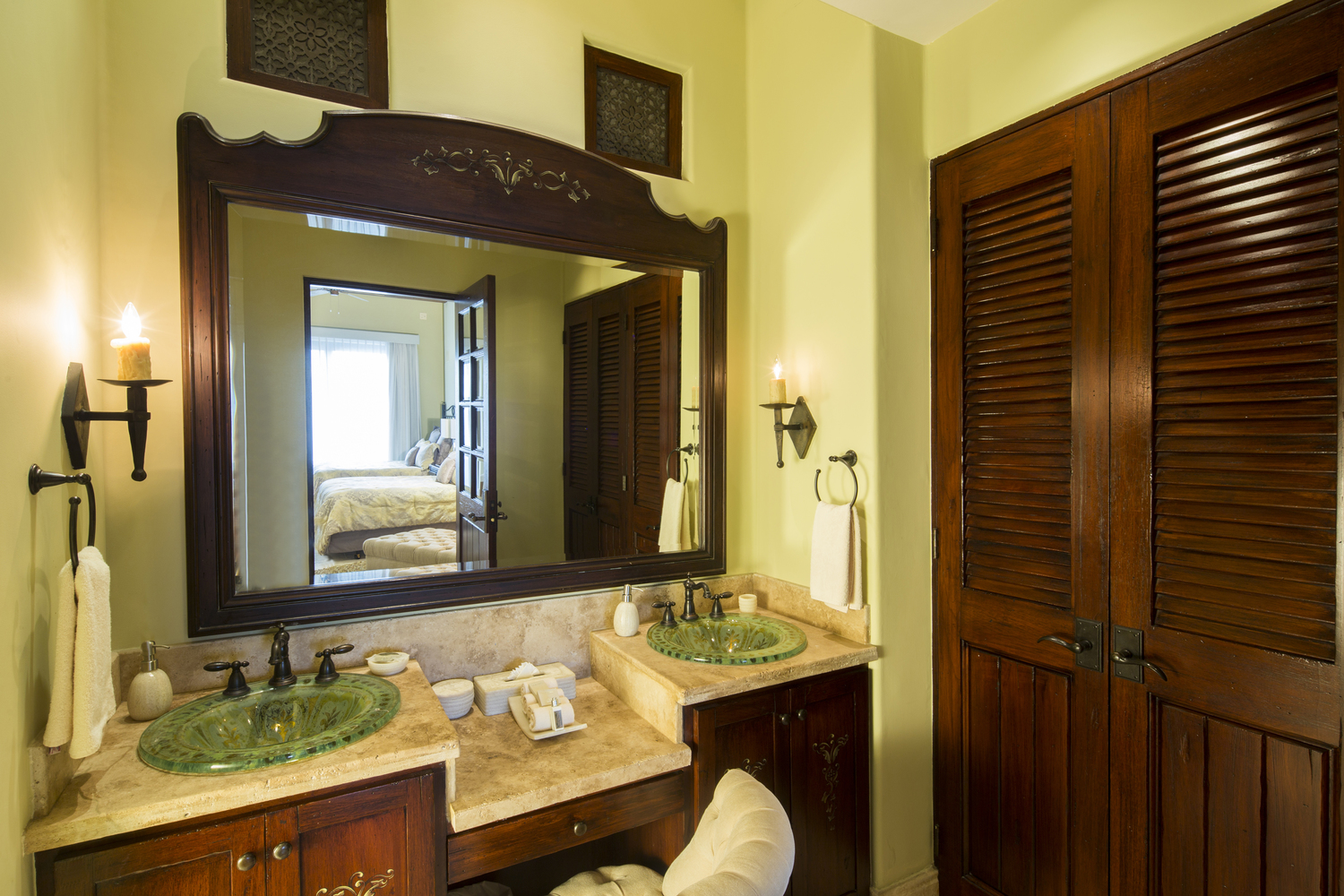 VLE 3603: Top Floor Penthouse, 4 Bdrm, Sleeps 10